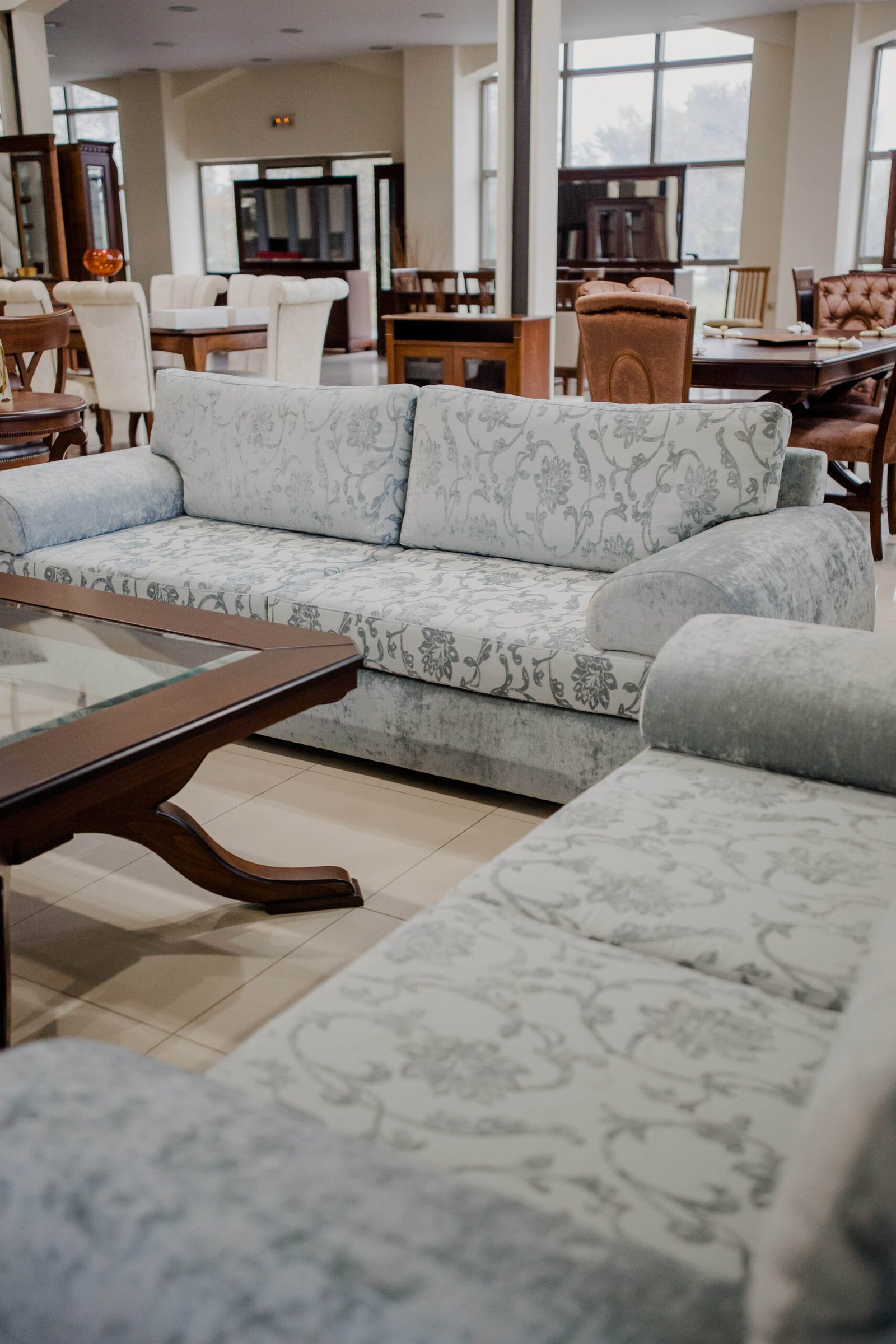 κλασικό σαλόνι curvy από 1900€ τώρα 1300€ - Έπιπλο ΤΖέγκας